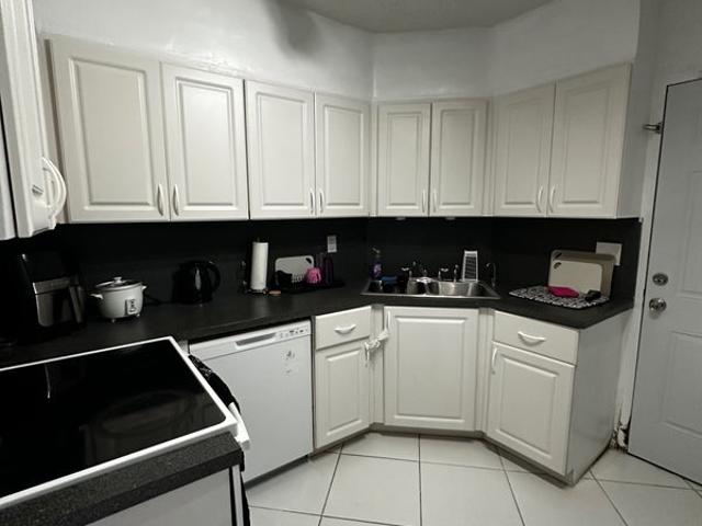 PRIVATE ROOM & BATHROOM FOR RENT
