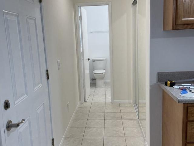 Private room, bathroom, separate entrance