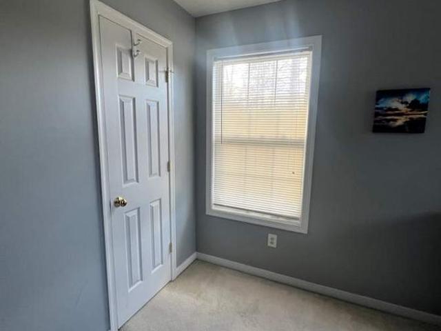 Private Room + Bathroom – Utilities Included – Qui