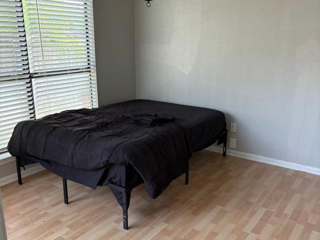 Private Room D + Shared Bath | All Utilities I
