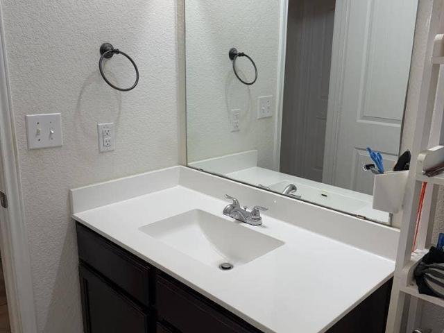 Private Room/ East Austin 6 Mo