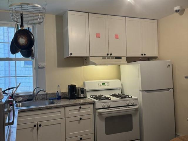 Private room for male in Downtown Ann Arbor