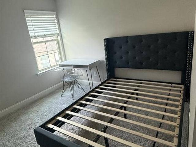 Private Room For Female