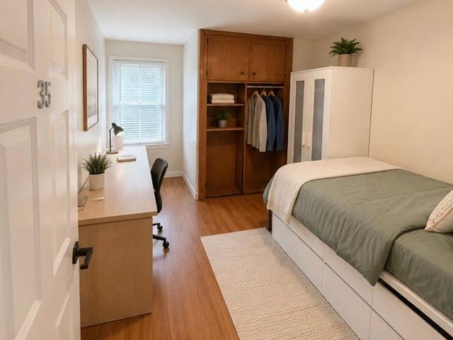 Private room for female and male identifying UC Be
