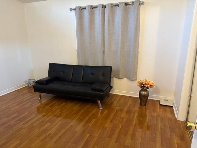 Private Room for lease