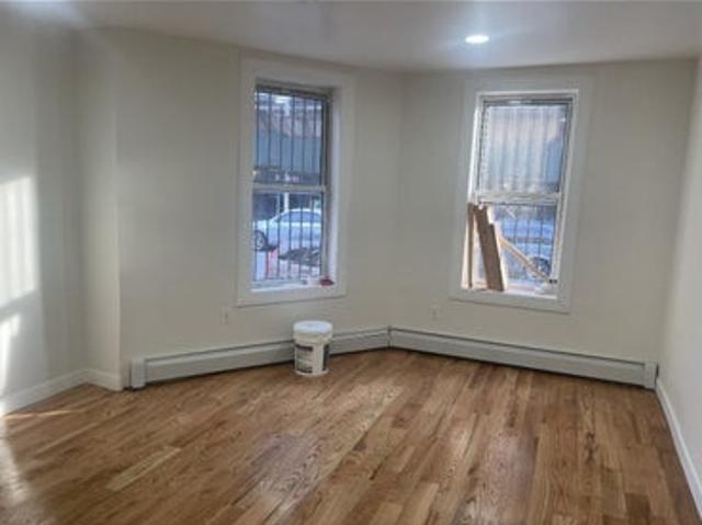 Private room for rent