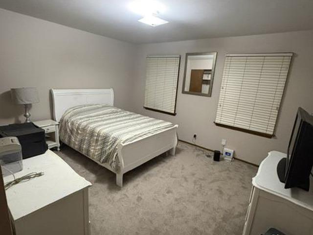 Private room for rent $1000 a month
