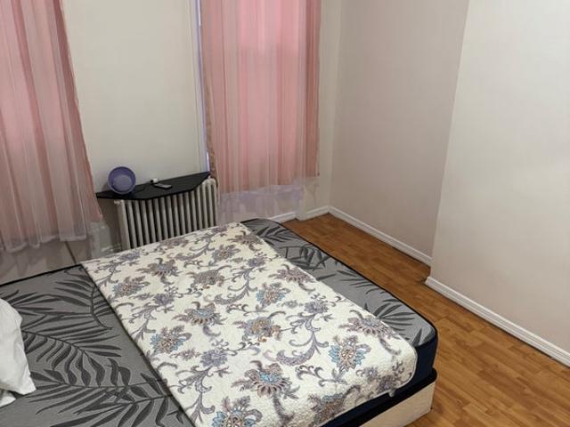 Private room for rent