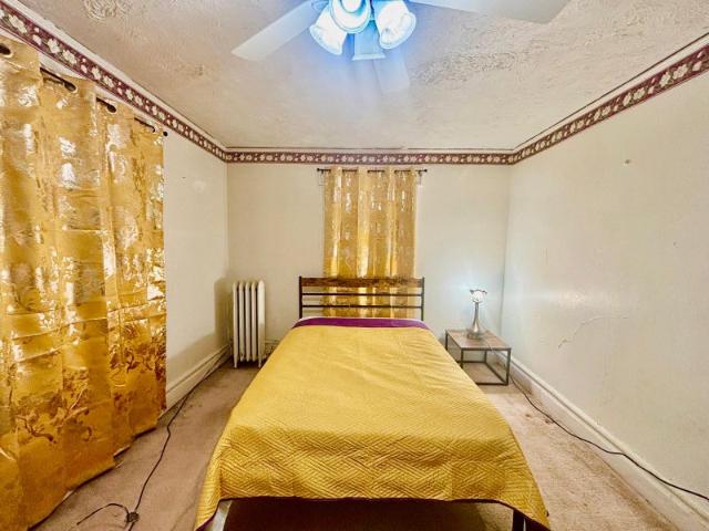 Private room for rent