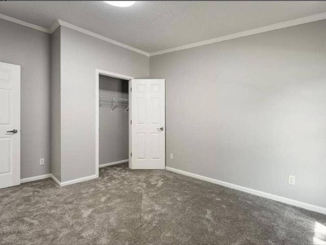 Private room for rent