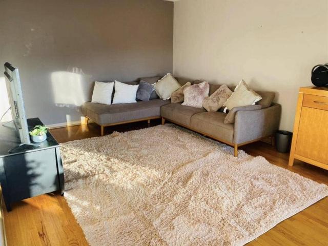 Private room for rent