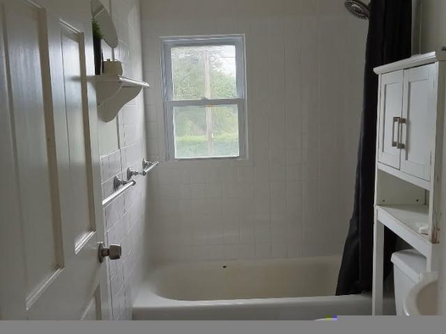 Private room for rent