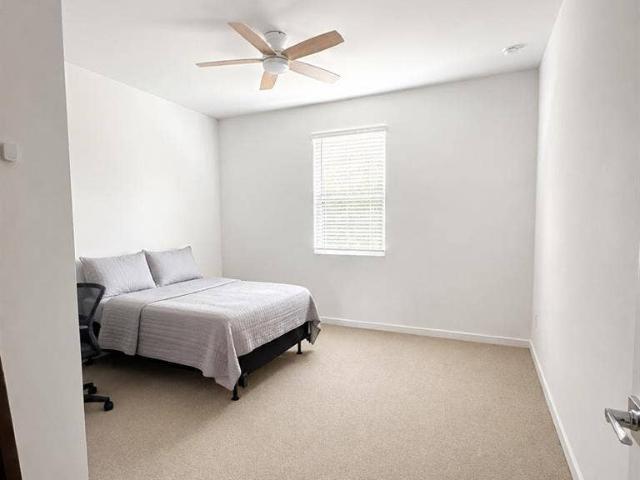 Private room for rent