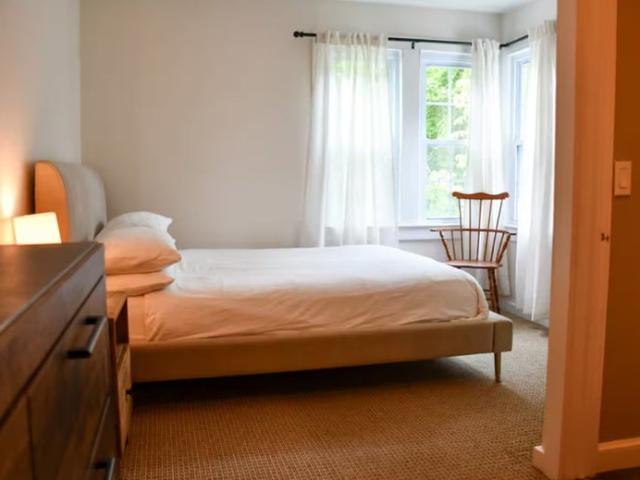 Private room for rent!