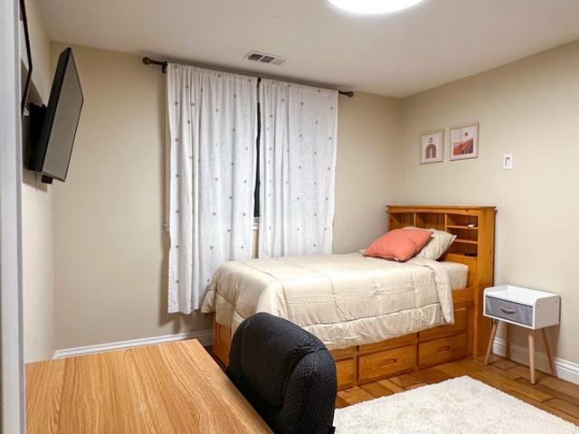 Private Room for Rent