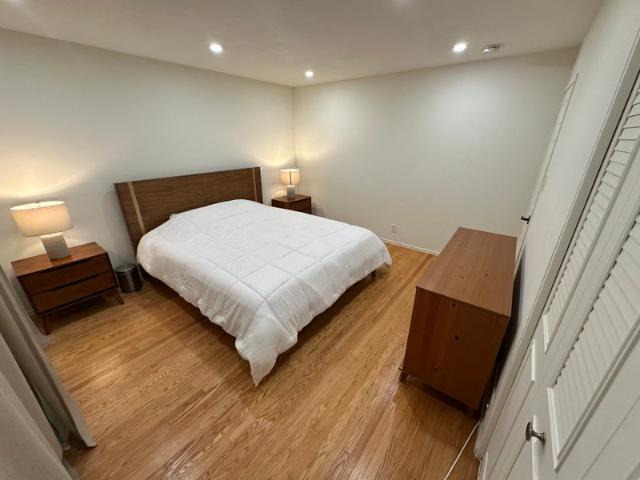 Private room for rent