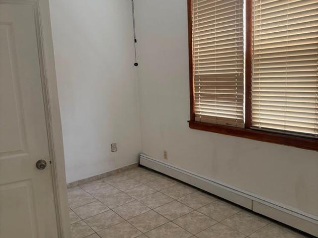 Private room for rent