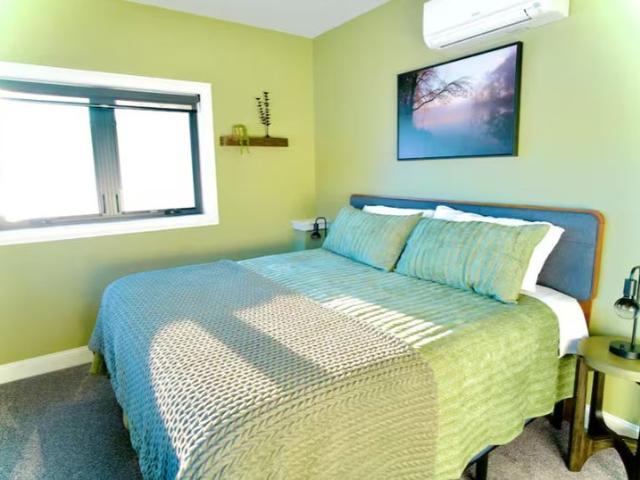 private room for rent!