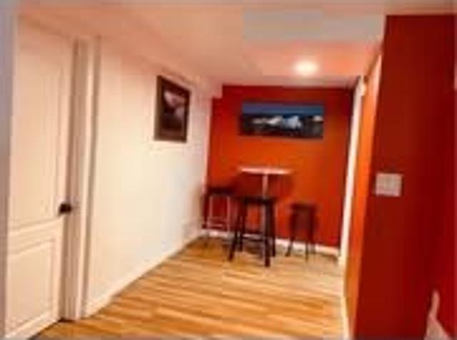 Private room for rent