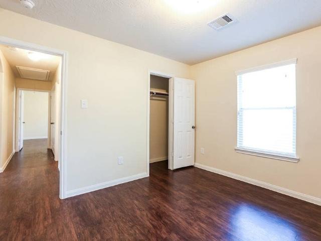 Private room for rent