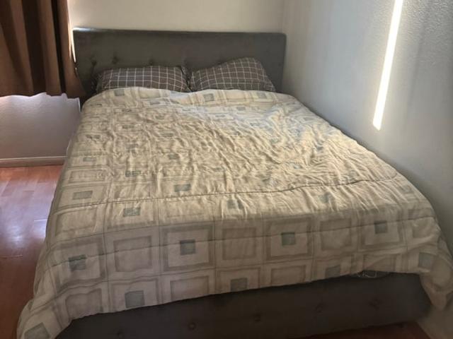 PRIVATE ROOM FOR RENT
