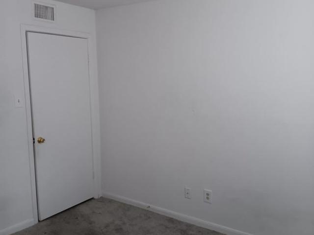 Private room for rent $500