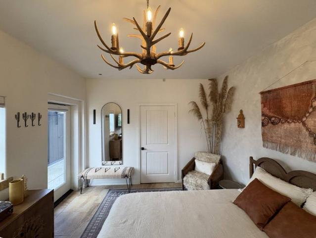 Private room for rent!
