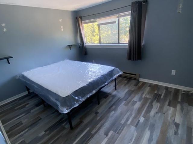 Private room for rent