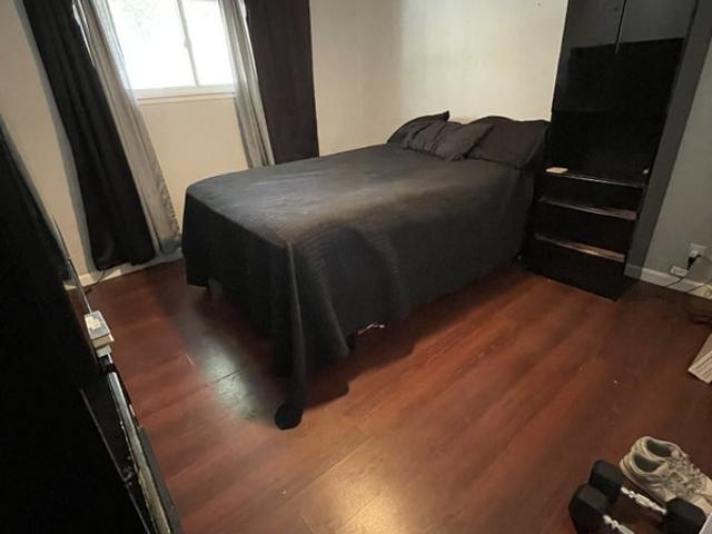 Private room for rent