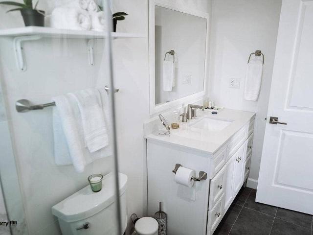 Private room for rent