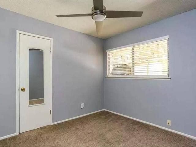 Private room for rent