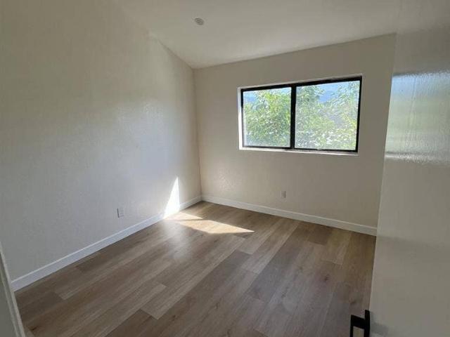 Private room for rent