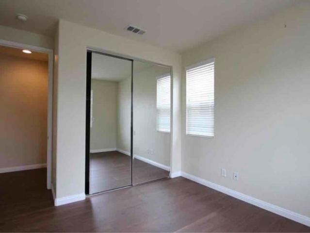 Private room for rent