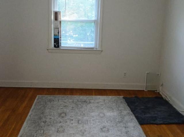 Private Room for Rent Available now