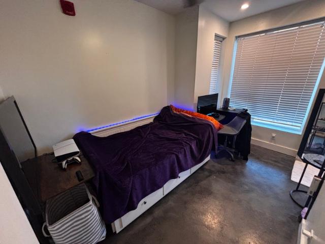 Private Room for Rent | Balcony + L