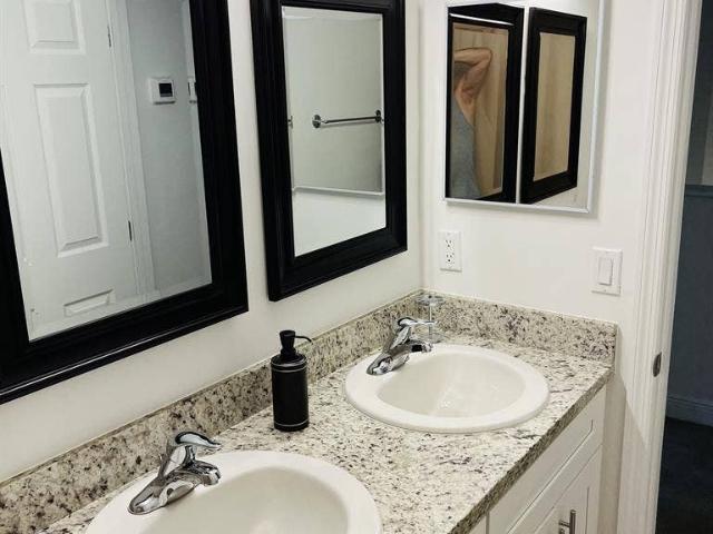 Private Room For Rent For a FEMALE