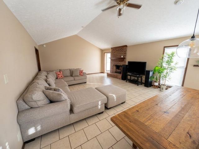 Private Room for Rent in a Peaceful Country Home