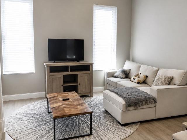 Private Room for Rent in Newly Renovated Apartment