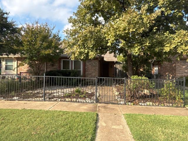 Private room for Rent in the Colony