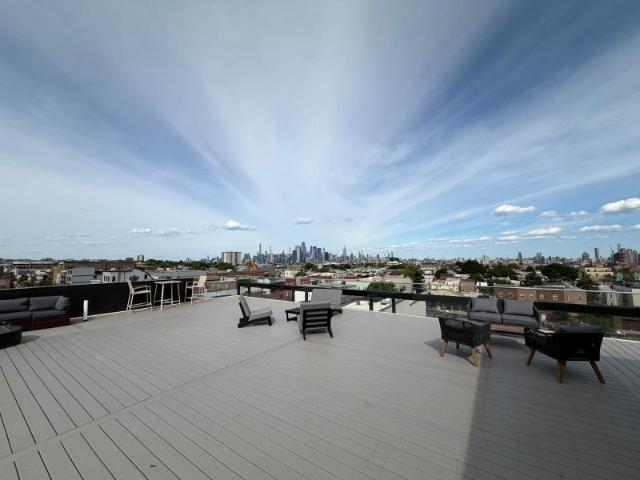 Private Room for Rent – Modern New Construction