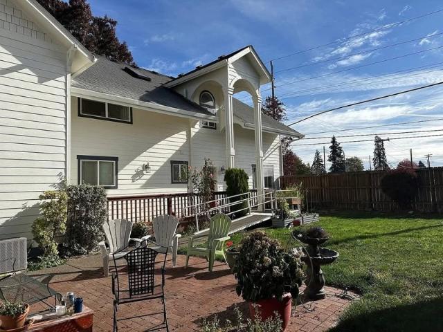 Private room for rent near Wilsonville