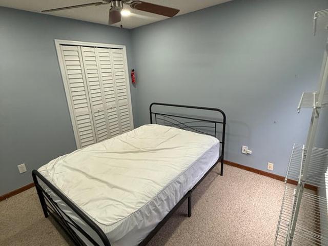 Private Room for Rent Quiet modern Neighborhood