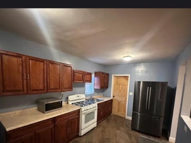 Private Room for Rent – Utilities Included