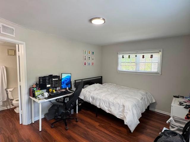 Private Room in 2BR/2BA Apartment – Safe Community