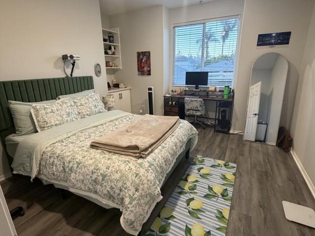 Private Room in 2BR/2BA – West LA – Available ASAP