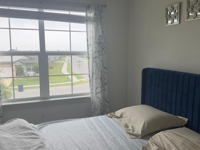 Private Room in Comfortable Home