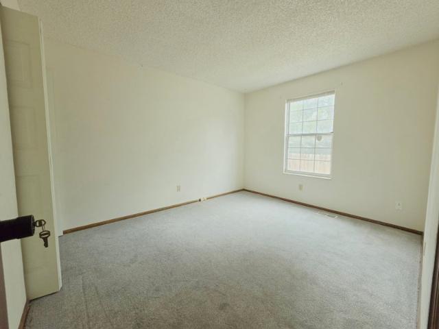 Private Room in Aurora Townhouse_$800 Utilities I