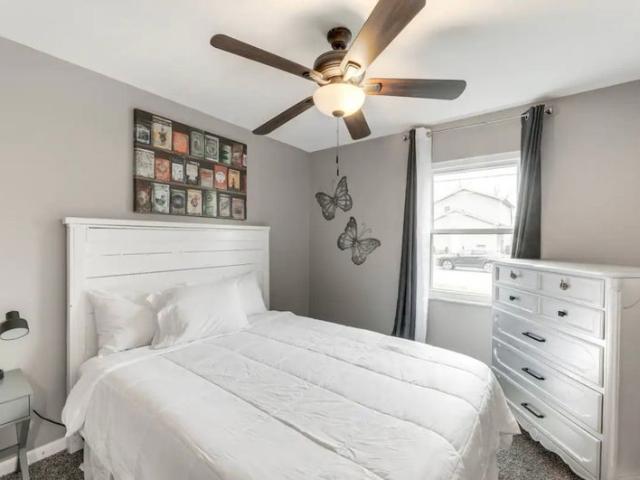 Private Room in Beautifully Updated Home