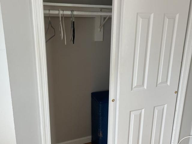 Private Room in Downtown Duplex
