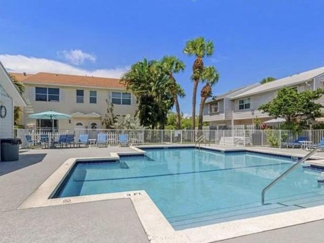 Private Room in Fort Lauderdale Wilton Manors
